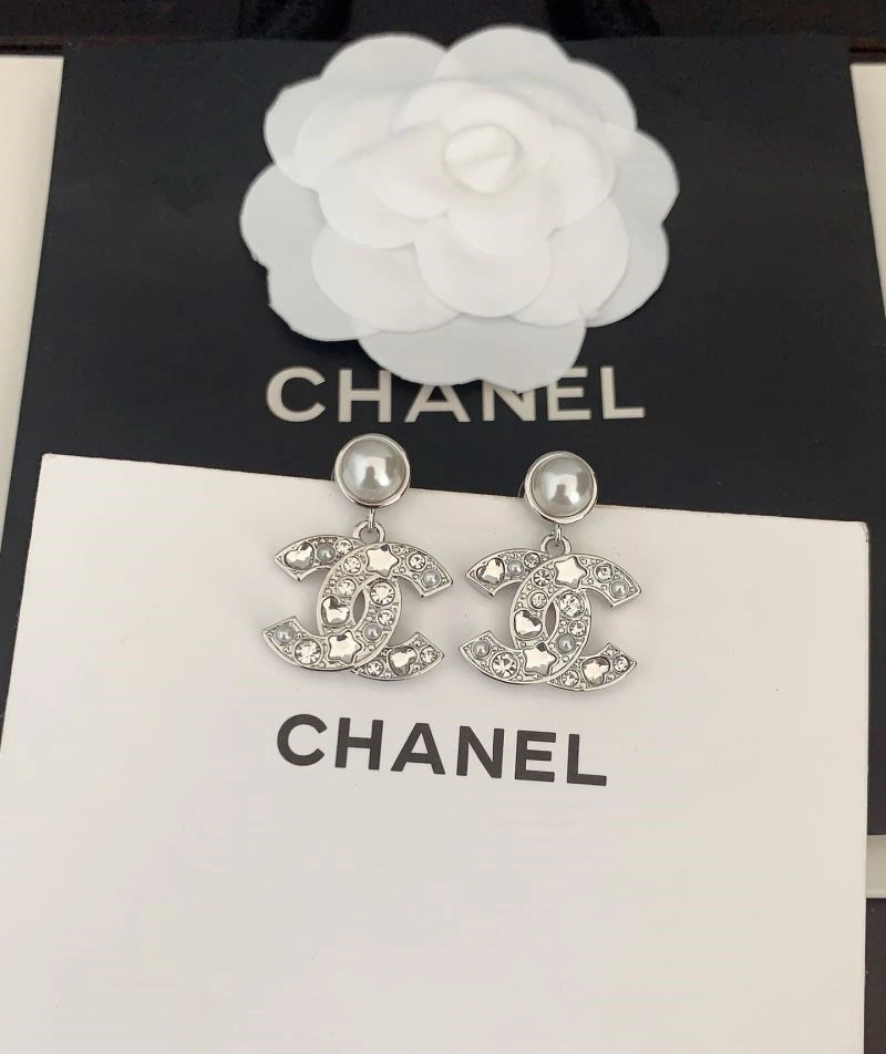 Low-cost Chanel Earrings