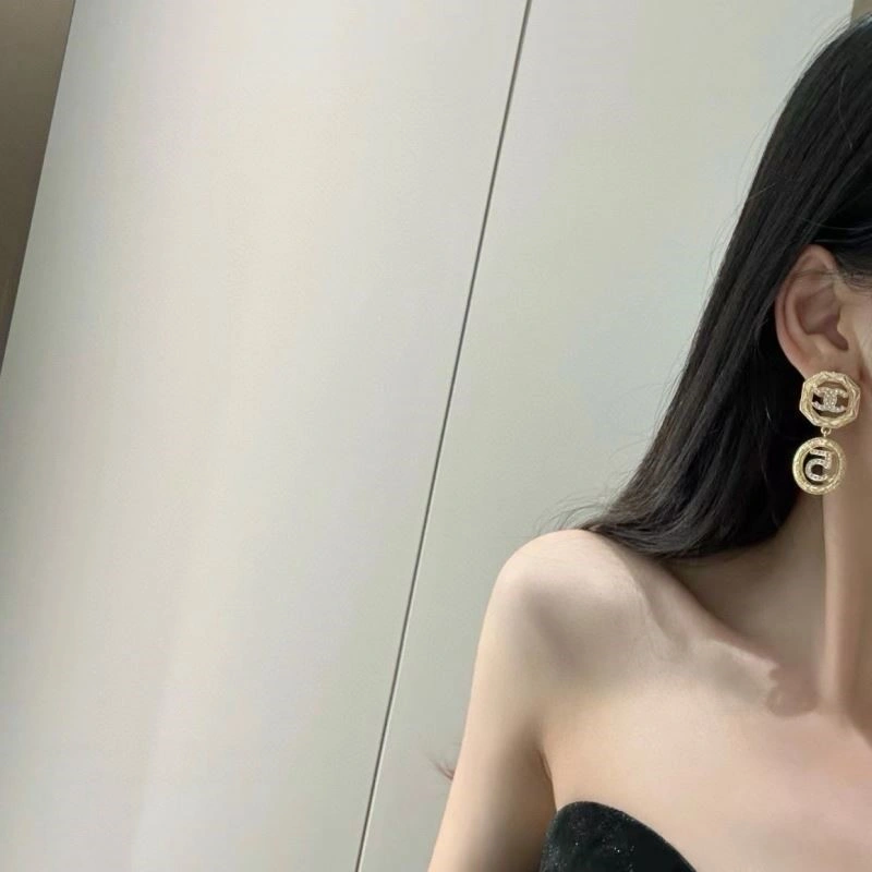 Accurate model Chanel Earrings