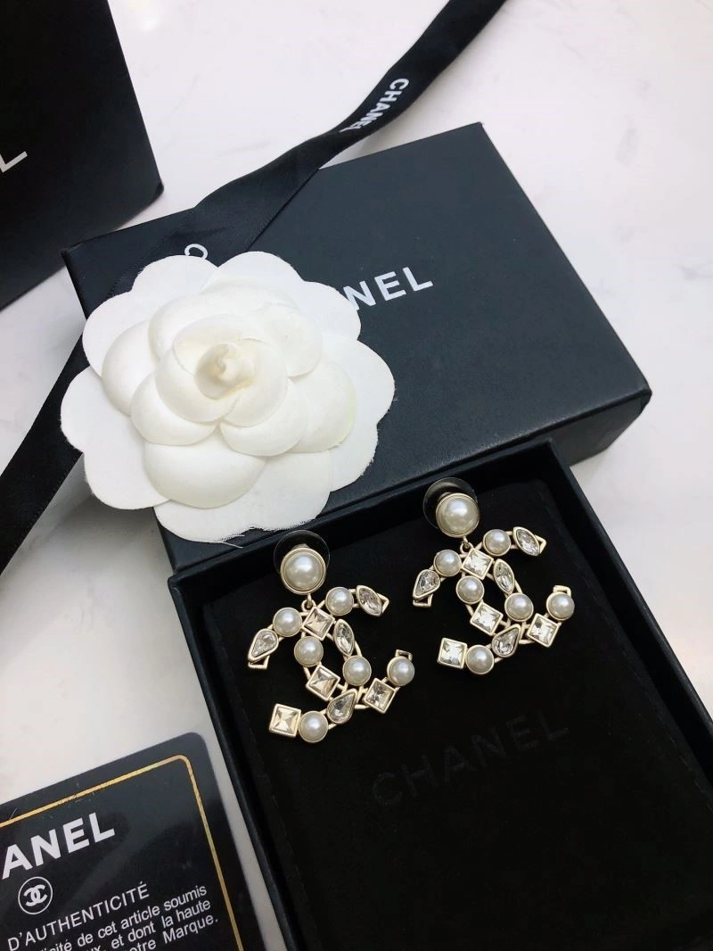 High accuracy Chanel Earrings