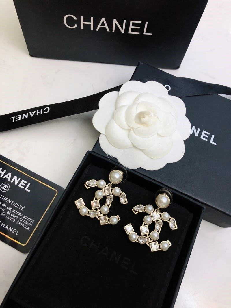 High accuracy Chanel Earrings