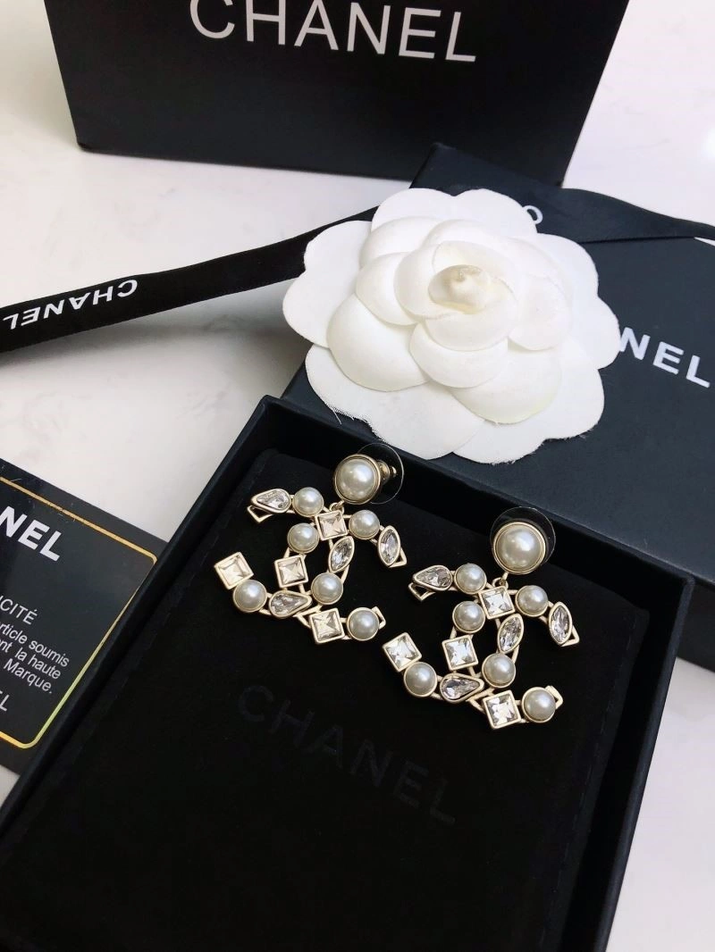 High accuracy Chanel Earrings
