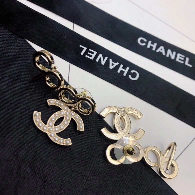High accuracy Chanel Earrings