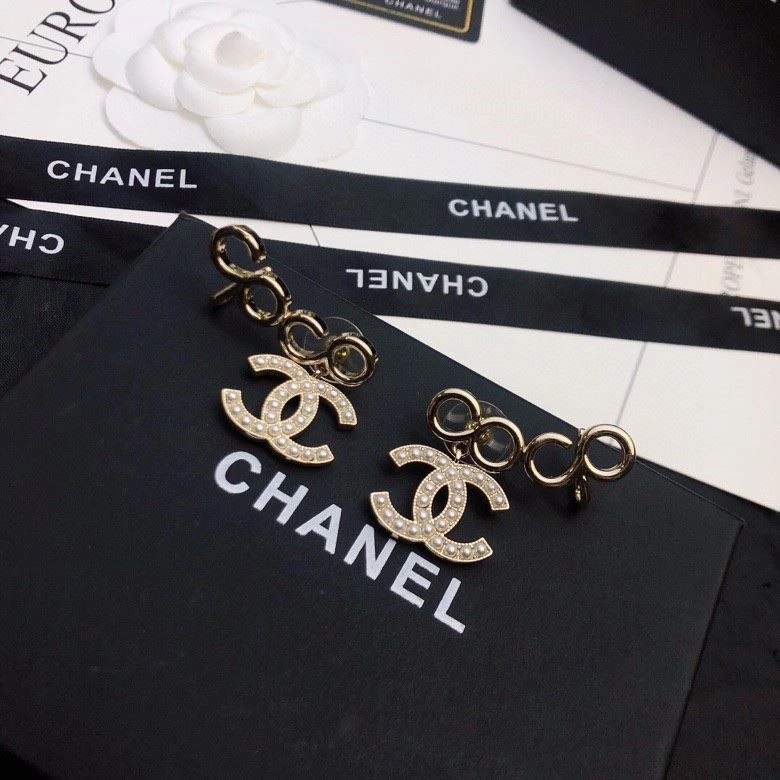 High accuracy Chanel Earrings
