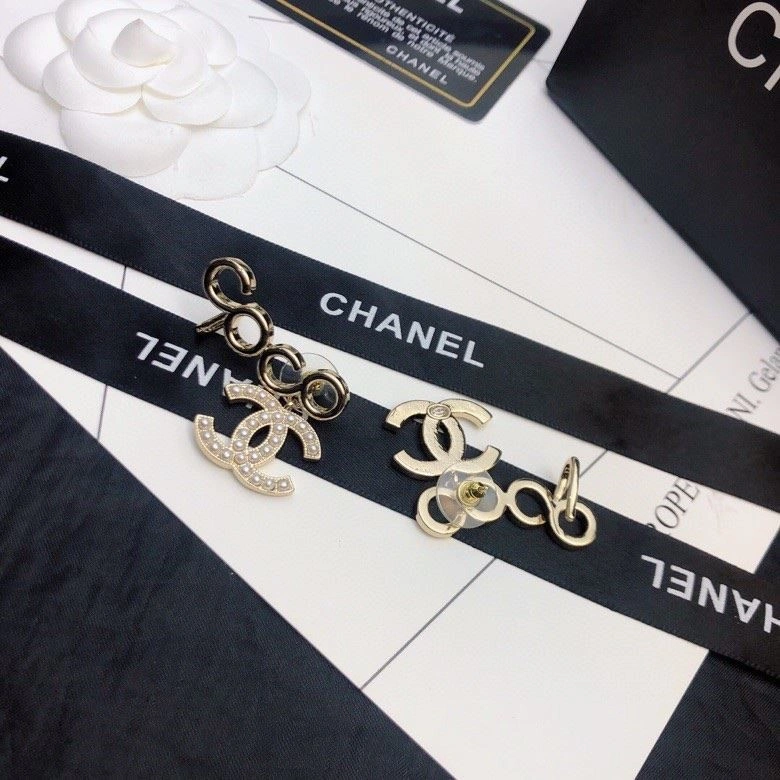 High accuracy Chanel Earrings