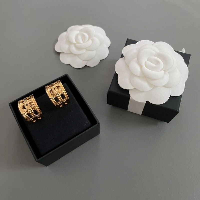 Discounted Chanel Earrings