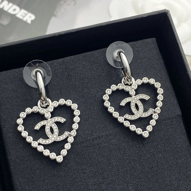 Top mirror Chanel Earrings