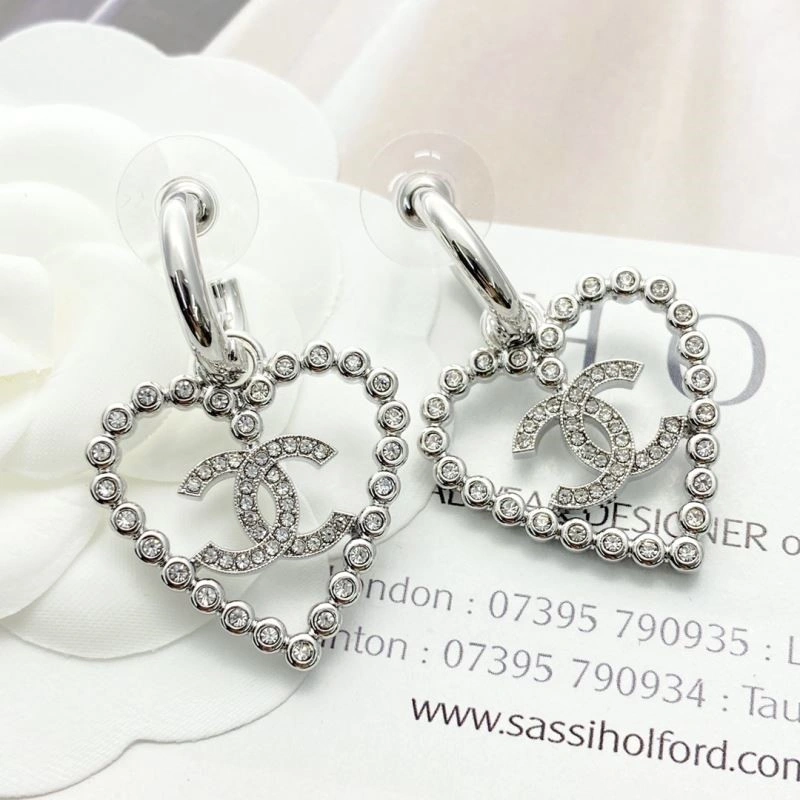 Top mirror Chanel Earrings