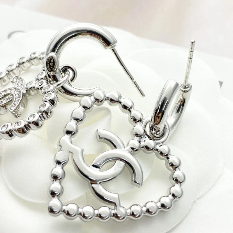 Top mirror Chanel Earrings