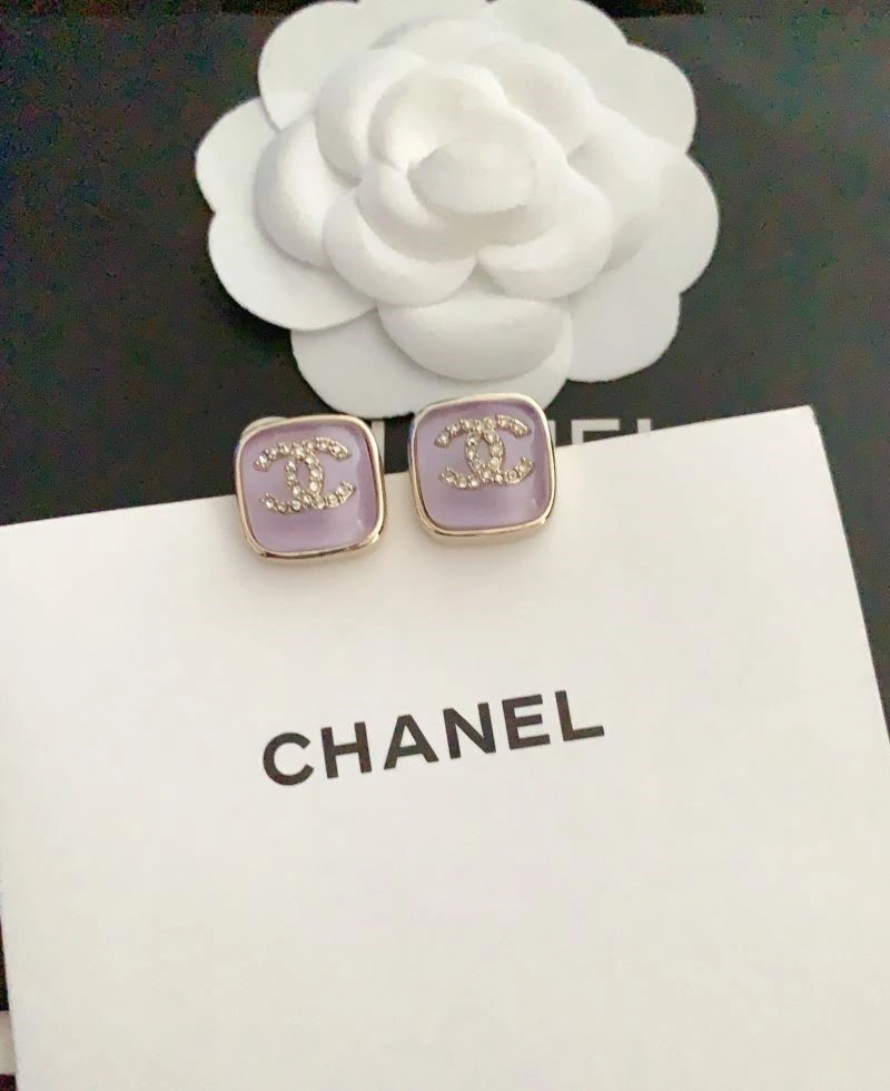 Top match Chanel Earrings