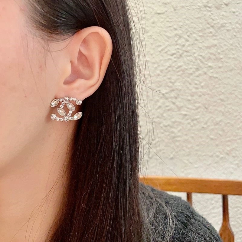 Top mirror Chanel Earrings