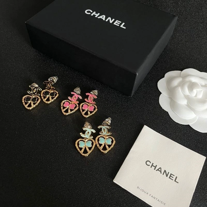 Top match Chanel Earrings