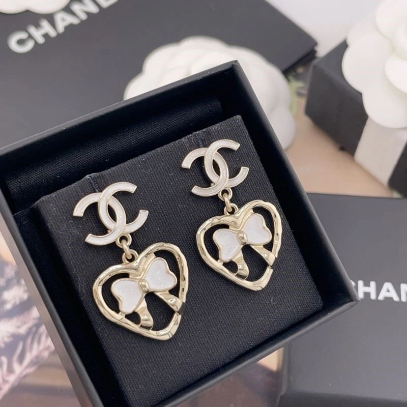Top mirror Chanel Earrings