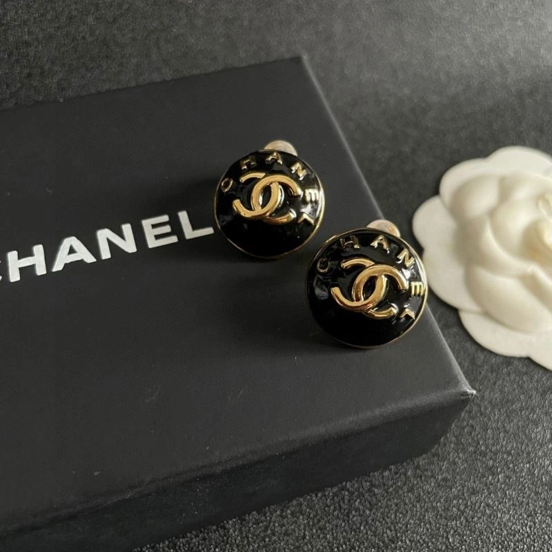 High accuracy Chanel Earrings