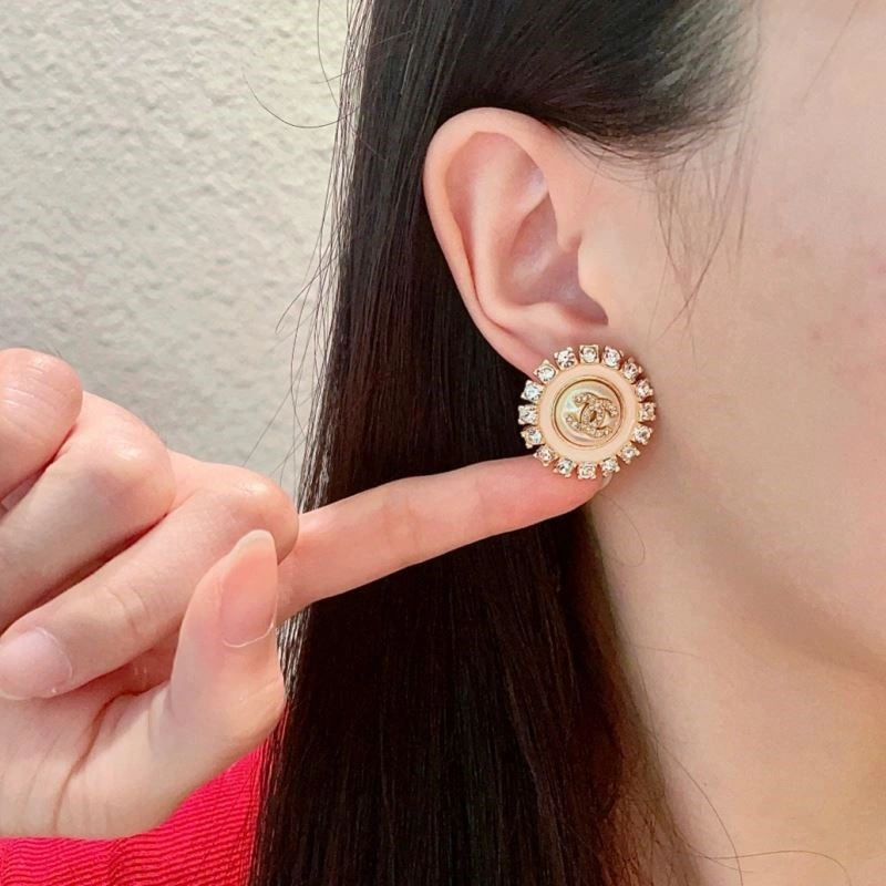 High fidelity Chanel Earrings