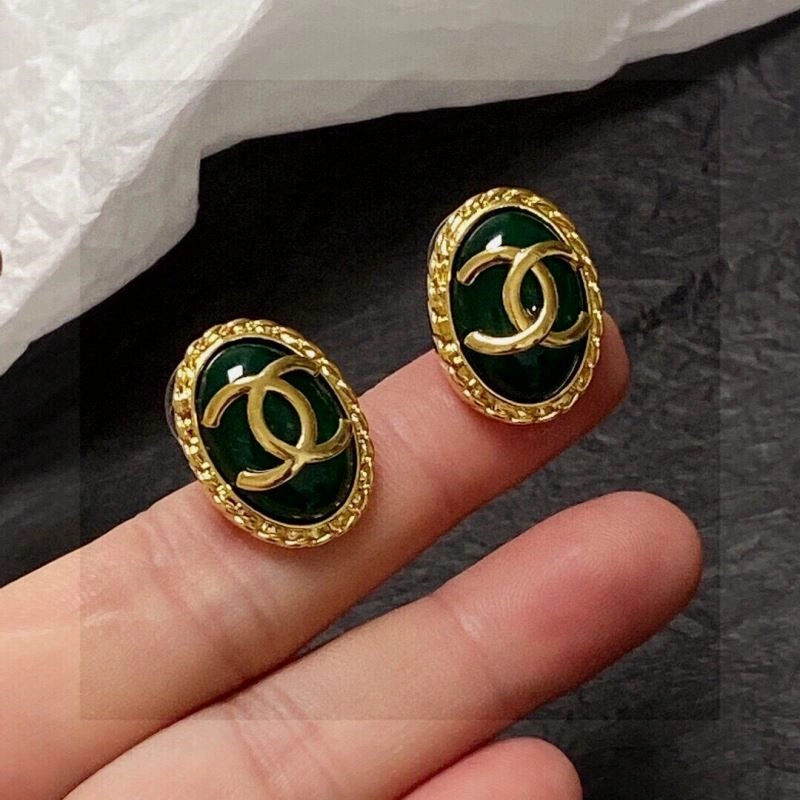 Top mirror Chanel Earrings