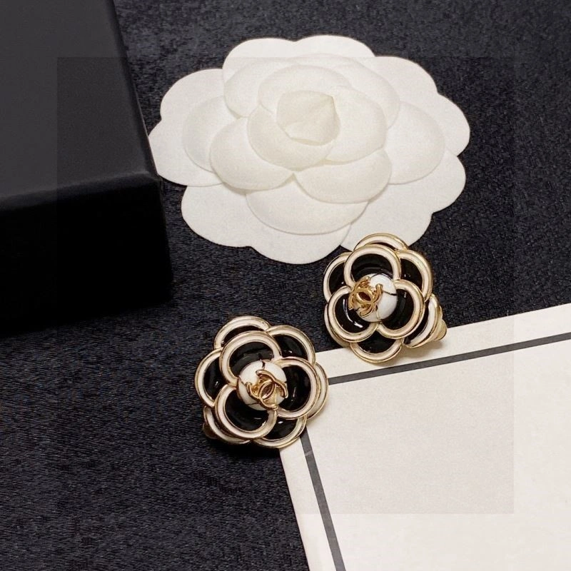Brand-authenticated Chanel Earrings