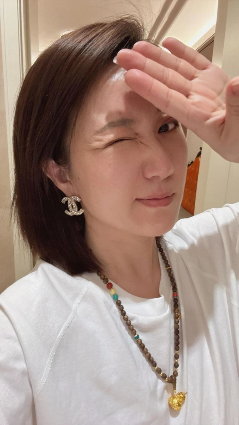 High accuracy Chanel Earrings
