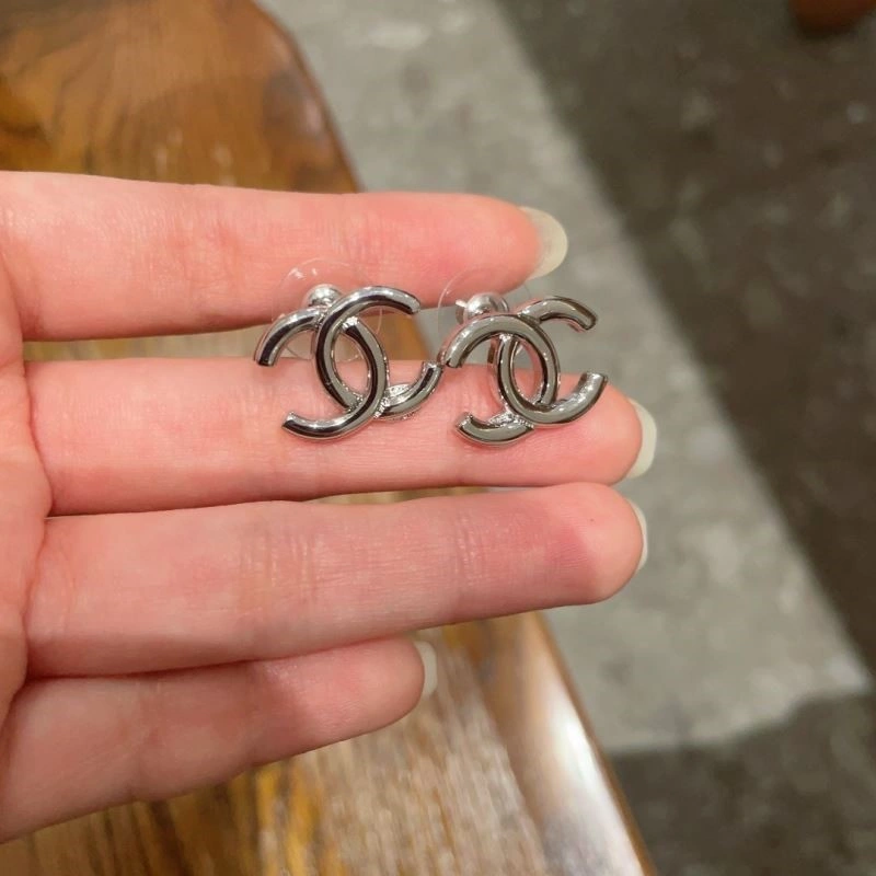 Top match Chanel Earrings