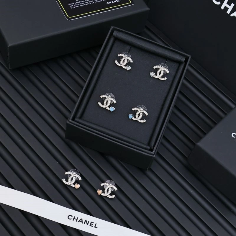 High accuracy Chanel Earrings