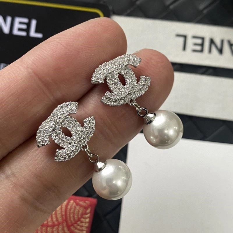 High accuracy Chanel Earrings