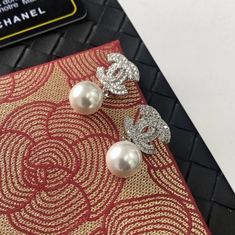 High accuracy Chanel Earrings