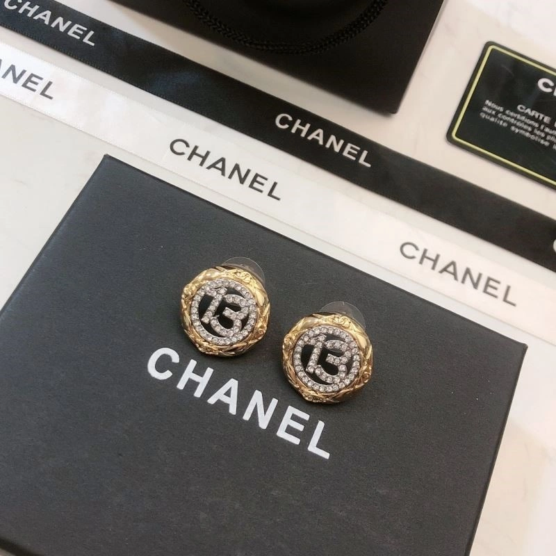 High accuracy Chanel Earrings