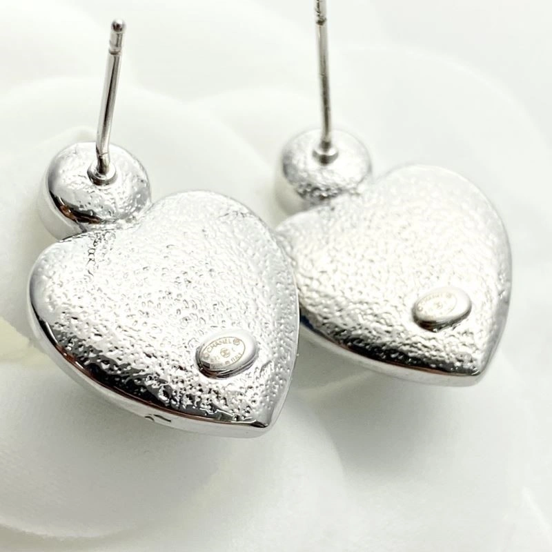 Low-cost Chanel Earrings
