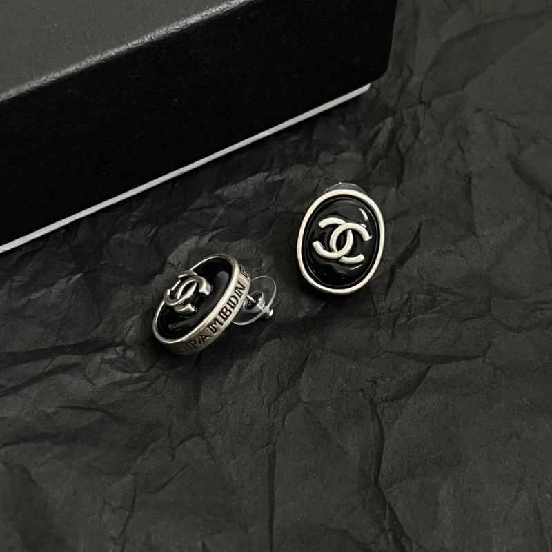 Top mirror Chanel Earrings