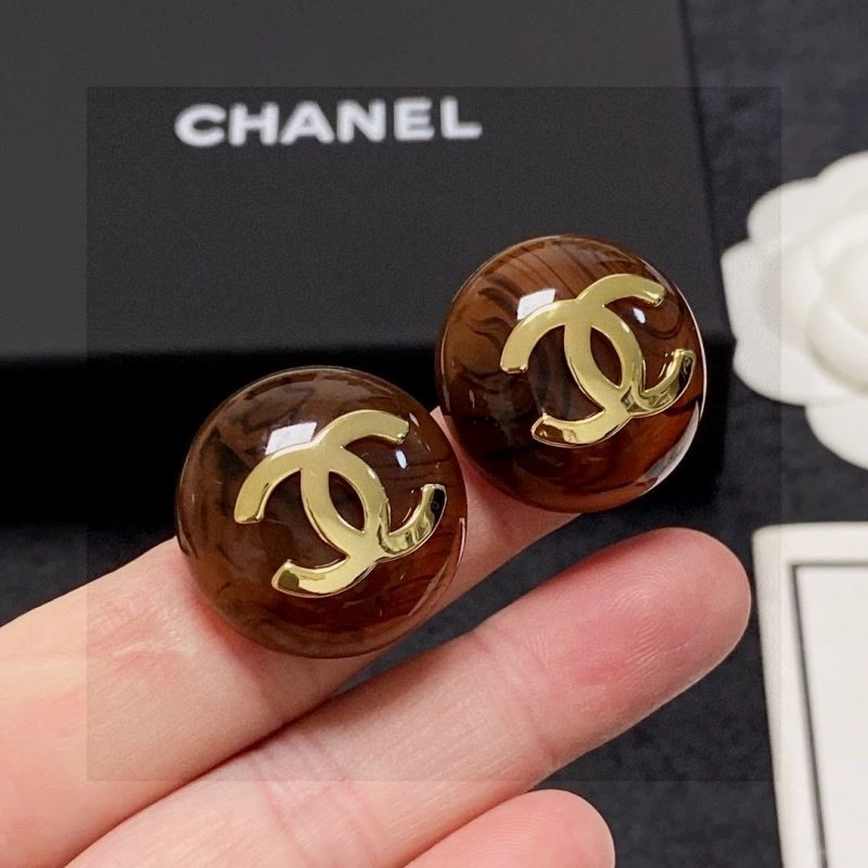 Top mirror Chanel Earrings