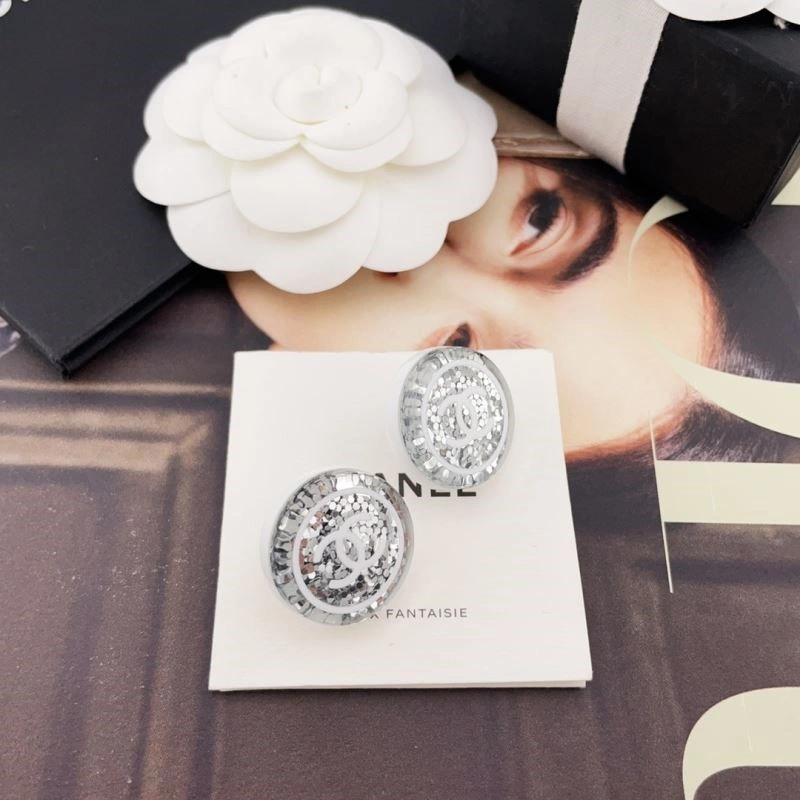 Top match Chanel Earrings