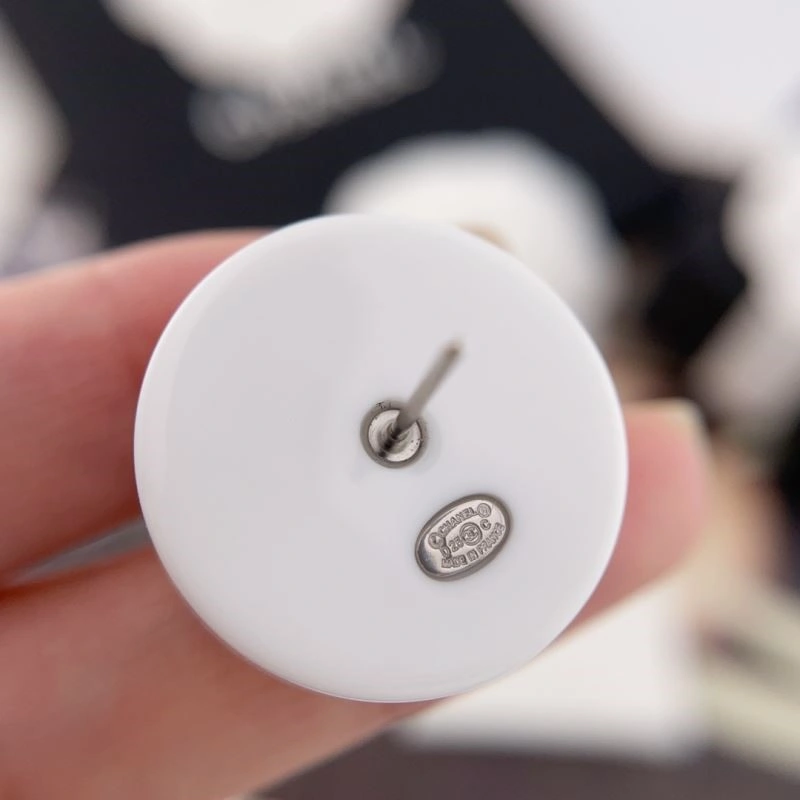 Top match Chanel Earrings