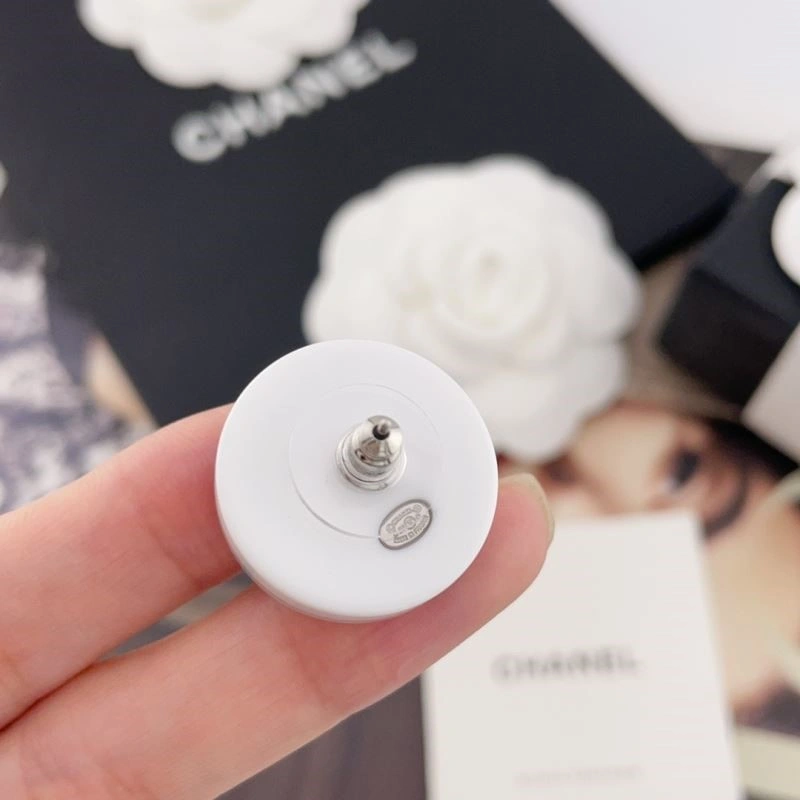 Top match Chanel Earrings
