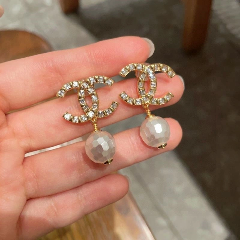 Low-cost Chanel Earrings