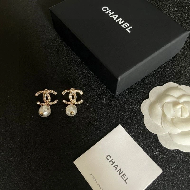 Low-cost Chanel Earrings