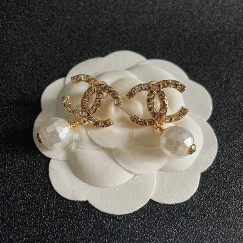 Low-cost Chanel Earrings