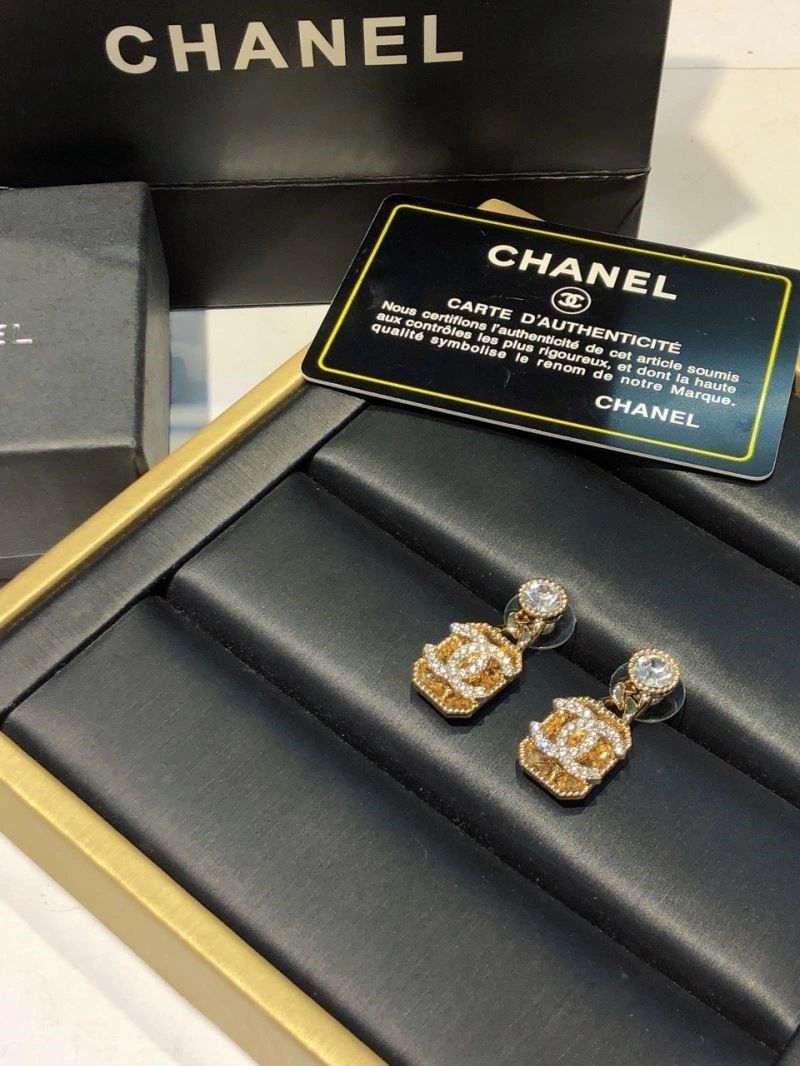 Top mirror Chanel Earrings