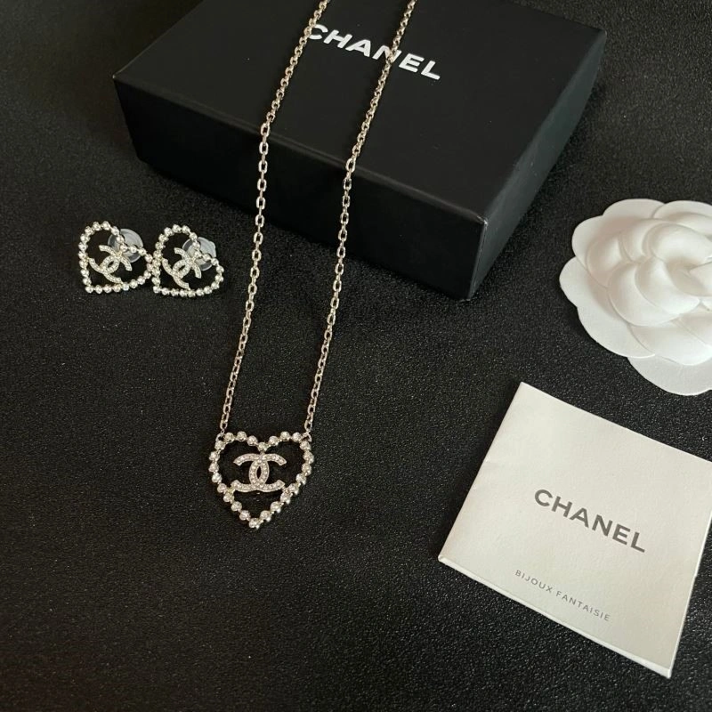 Low-cost Chanel Earrings