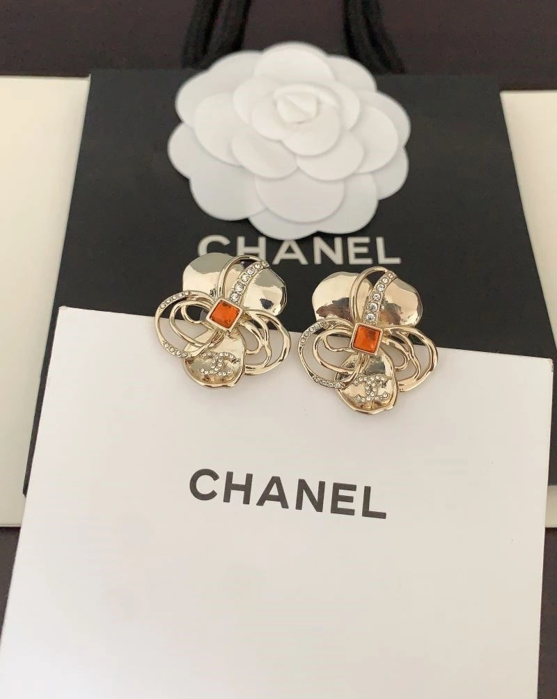 Top match Chanel Earrings