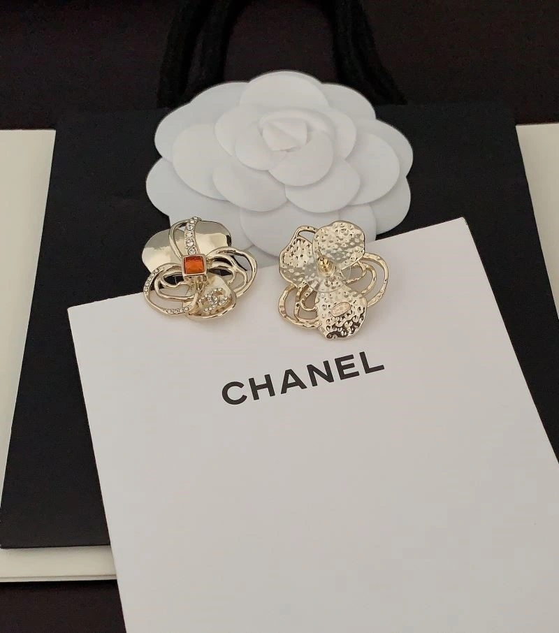 Top match Chanel Earrings