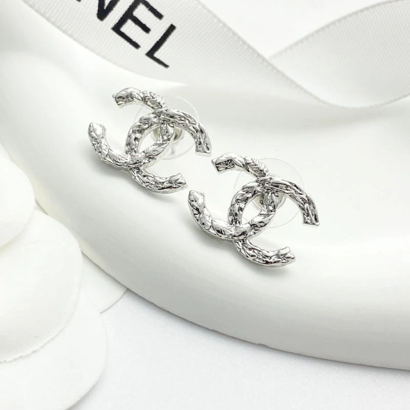 Top mirror Chanel Earrings