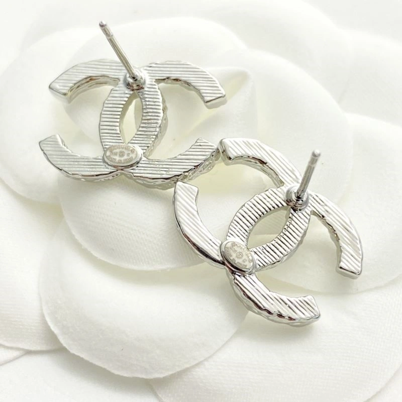 Top mirror Chanel Earrings