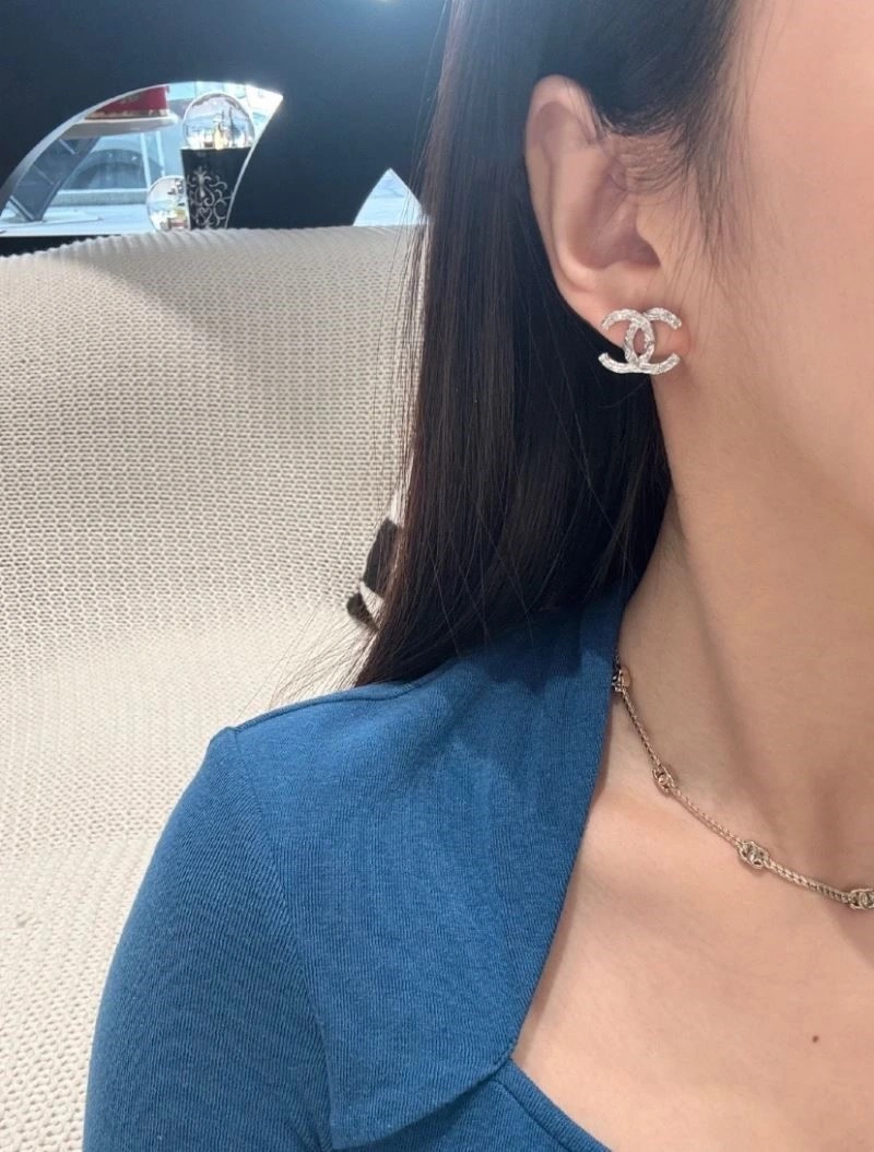 Top mirror Chanel Earrings