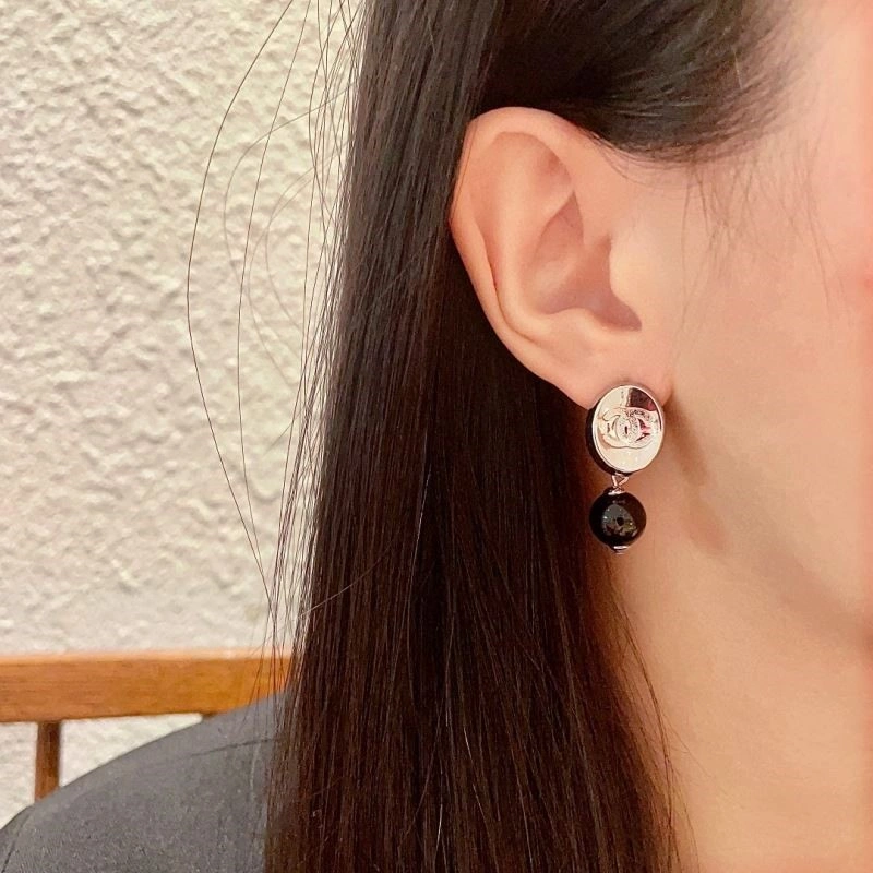 Accurate model Chanel Earrings