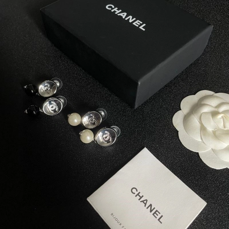Accurate model Chanel Earrings
