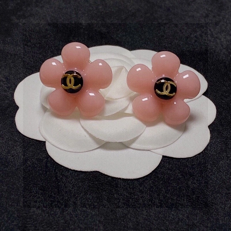 Top mirror Chanel Earrings