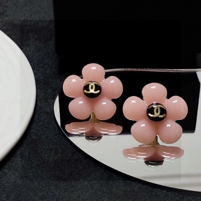 Top mirror Chanel Earrings