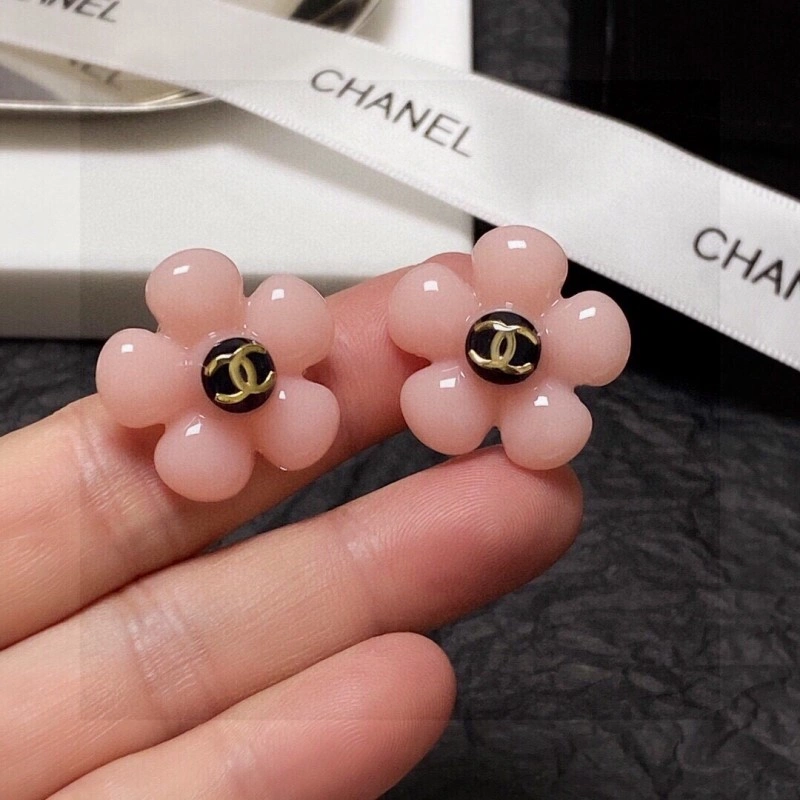 Top mirror Chanel Earrings
