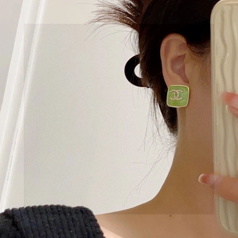 High accuracy Chanel Earrings