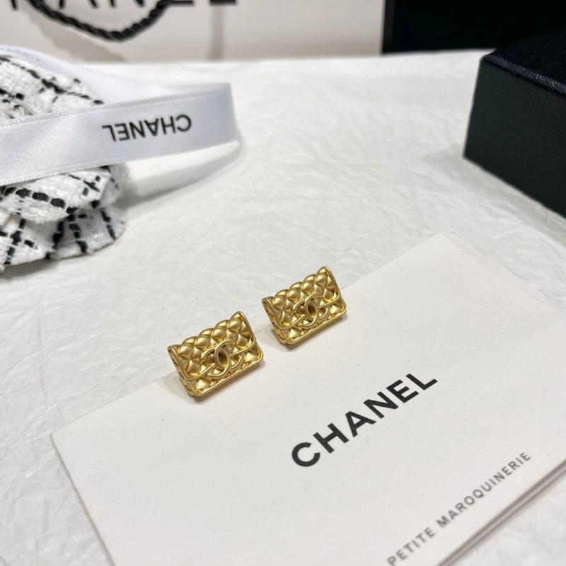 Accurate model Chanel Earrings
