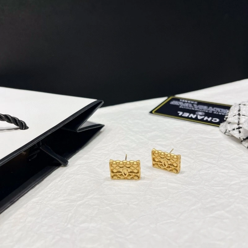 Accurate model Chanel Earrings